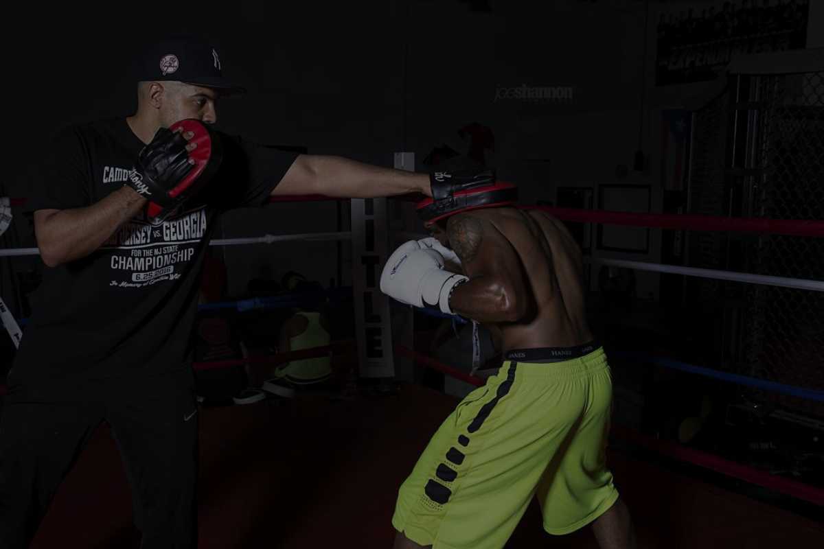 Coach Anthony: Mastering Boxing with Combinations and Situations